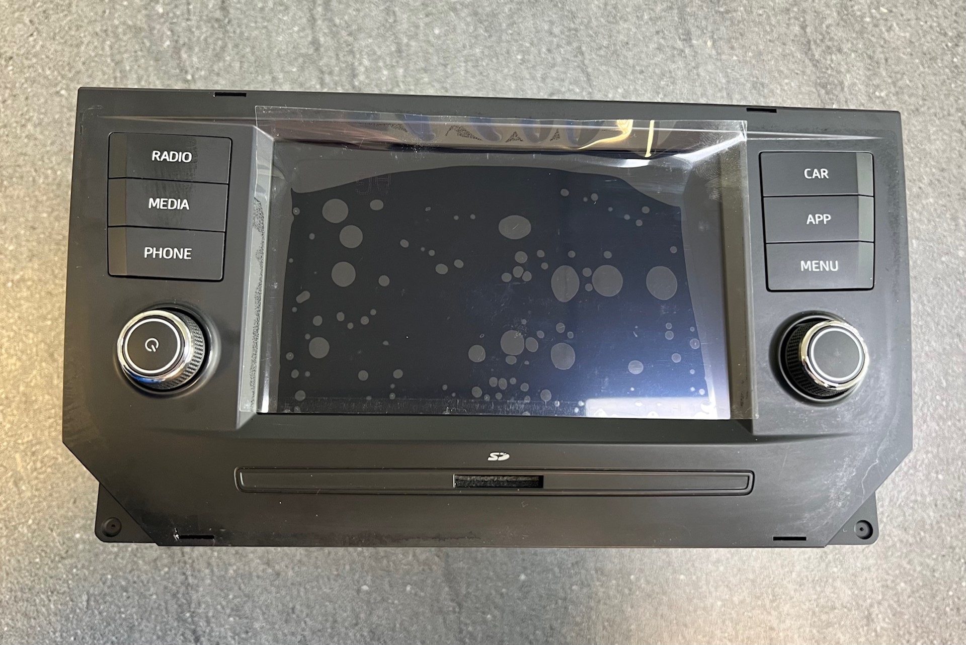 navirepcenter.de - Reparatur VW MIB2 GP Media Touch Screen LED ...